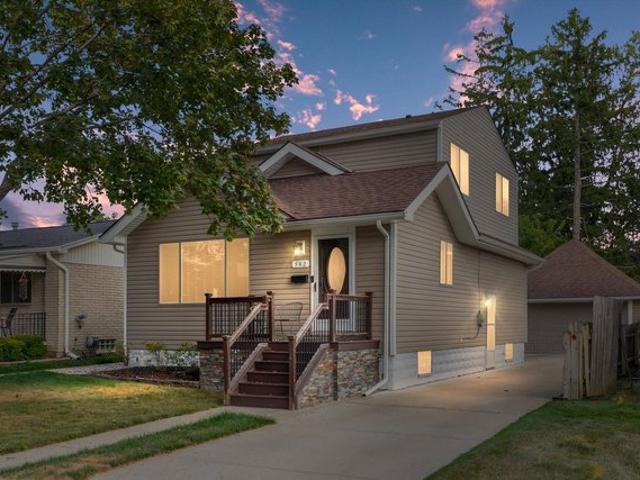 342 N Marias Ave, Clawson, MI 48017