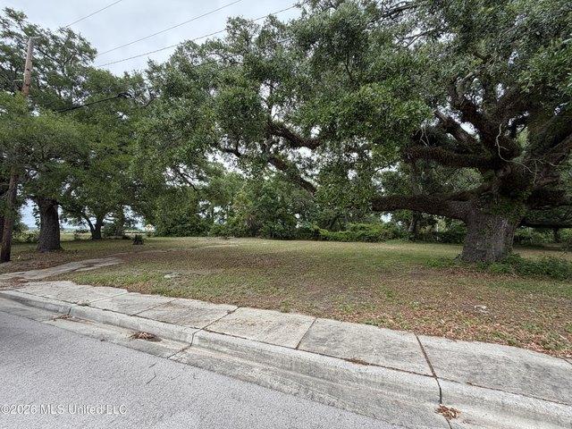 342 Strangi Ave, Biloxi, MS 39530