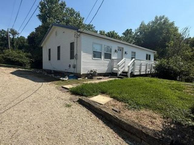 342 W Grogan Ave, Logan, OH 43138