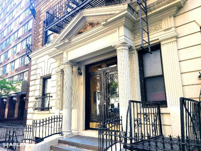 342 West 56th Street, New York, NY