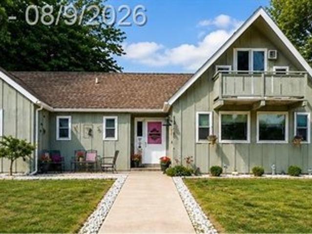 34340 Huron River Dr, Huron Township, MI 48164