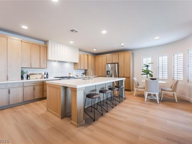 3434 Midnight Moon St, Las Vegas, NV 89135