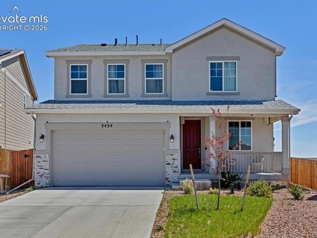 3434 Bella Luna Dr, Pueblo, CO 81001