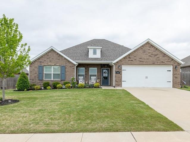 3434 Bowen Dr, Springdale, AR 72764