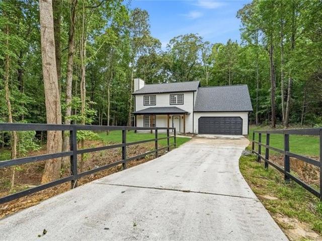 3434 Irvin Dr, Loganville, GA 30052