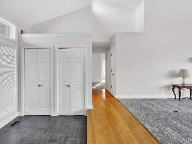 3434 S Ashwood Drive