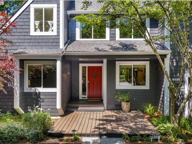 3435 lake grove ave