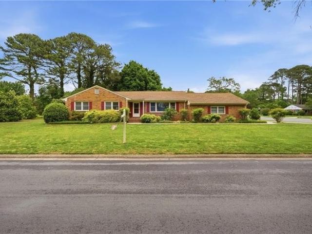 3436 Kings Grant Rd, Virginia Beach, VA 23452