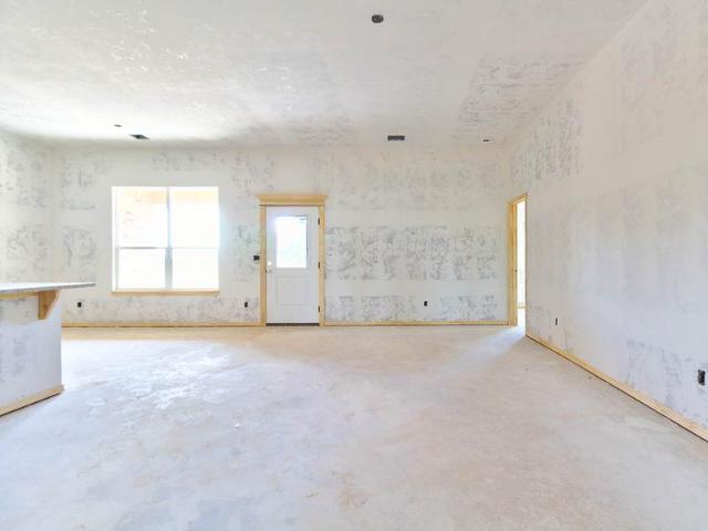 343725 Rock View Trail