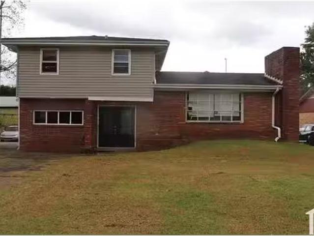 3437 Suwanee Dr, Montgomery, AL 36108 See Est. Value, School.