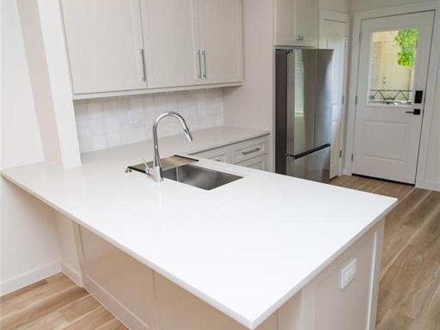 3438 McFarlin Boulevard # 103