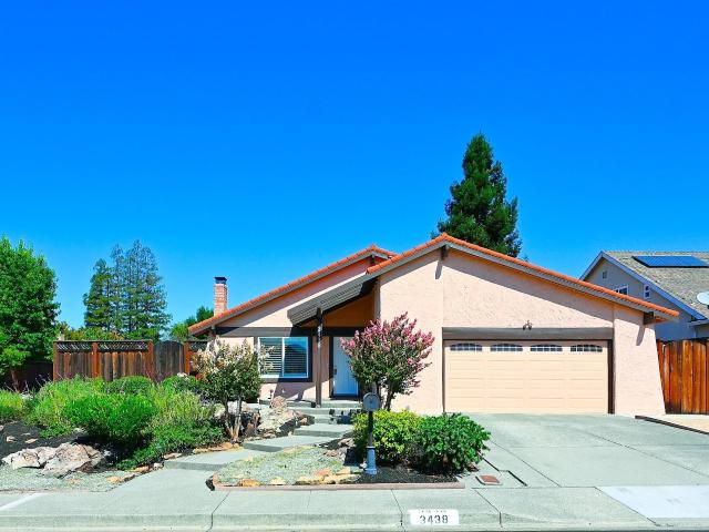 3438 Loreto Dr