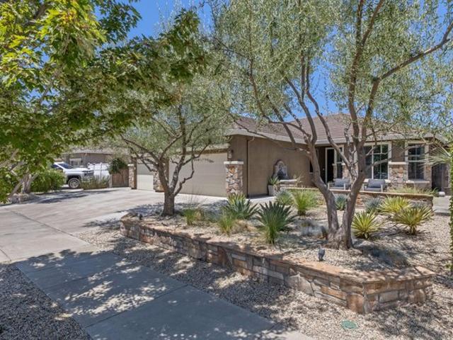 3438 W Perez Ave, Visalia, CA 93291