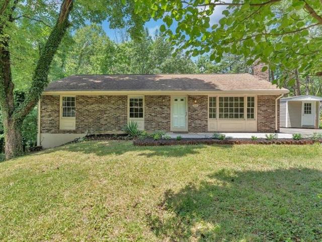 3439 Meadowlark Rd, Roanoke, VA 24018