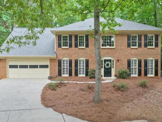 3439 Laurelwood Ct NE, Roswell, GA 30075