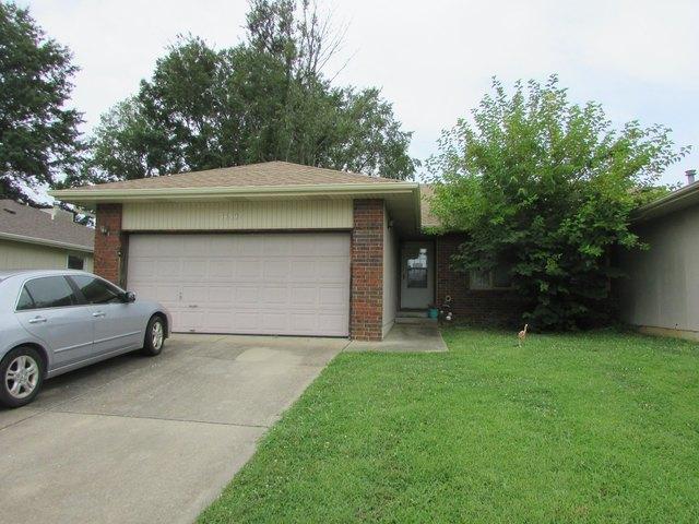 3439 S Geri Ct, Springfield, MO 65807