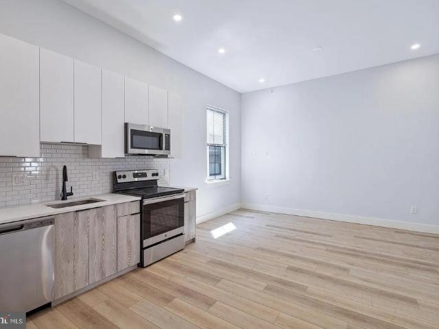 3439 1 Lancaster Avenue # 19