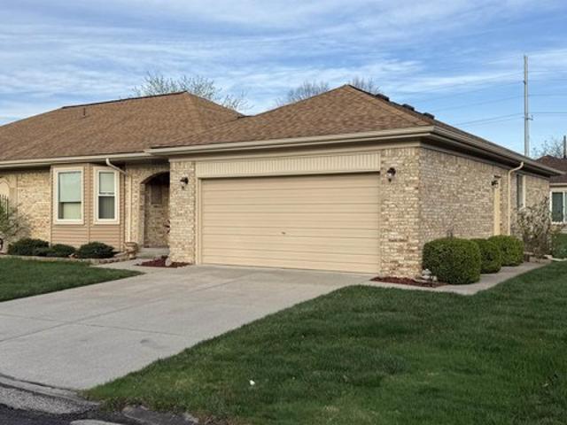 34300 Sycamore Dr, Fraser, MI 48026