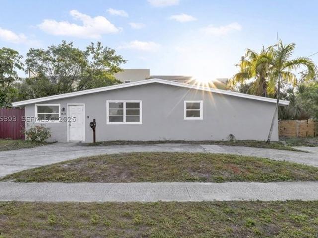 3430 NW 43rd Ave, Lauderdale Lakes, FL 33319