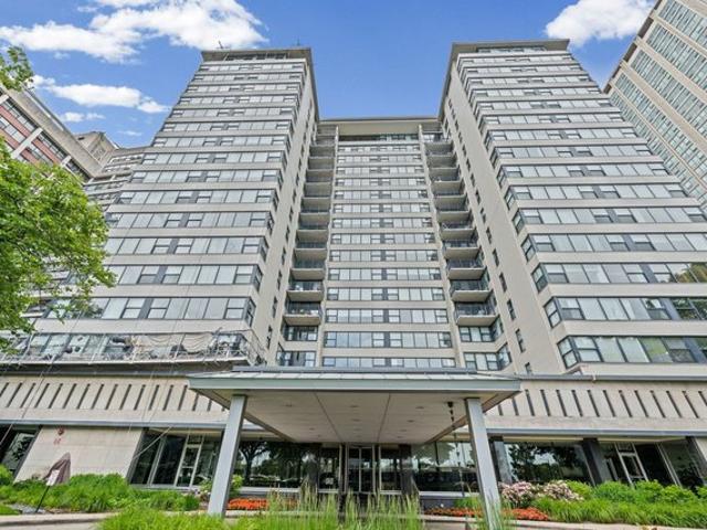 3430 N Lake Shore Dr Apt 4K, Chicago, IL 60657