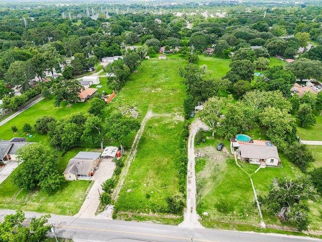 3431 McKinney Rd, Baytown, TX 77521