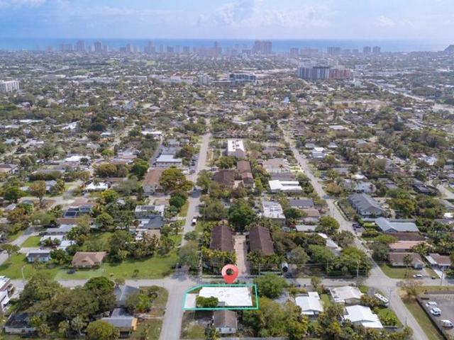 3431 NE 13th Ave, Oakland Park, FL 33334