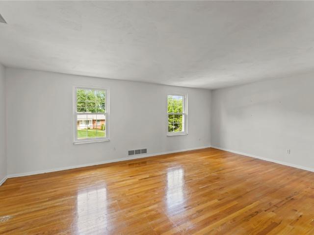 3431 Forest Road