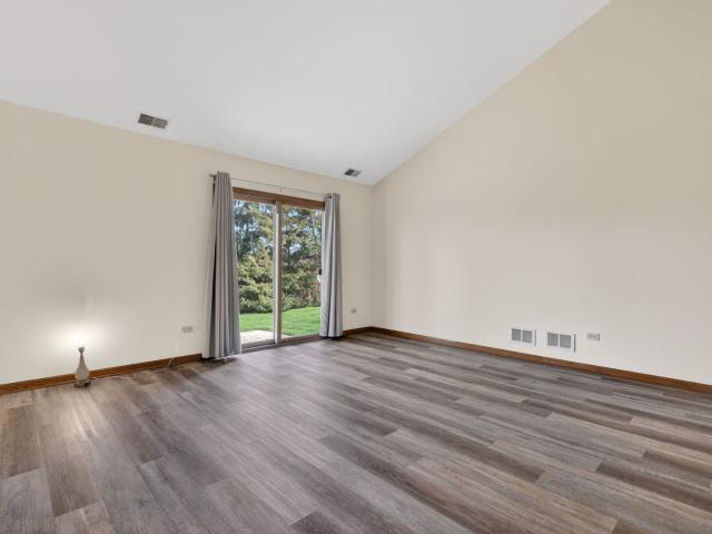 3431 Lake Side Circle