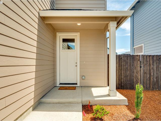 3431 se 8th ave
