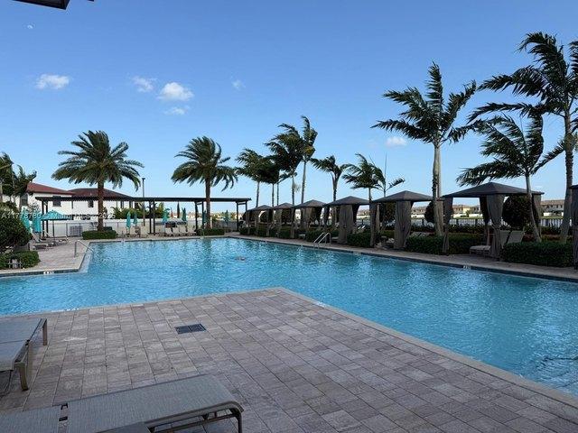 3431 W 109th Pl, Hialeah, FL 33018