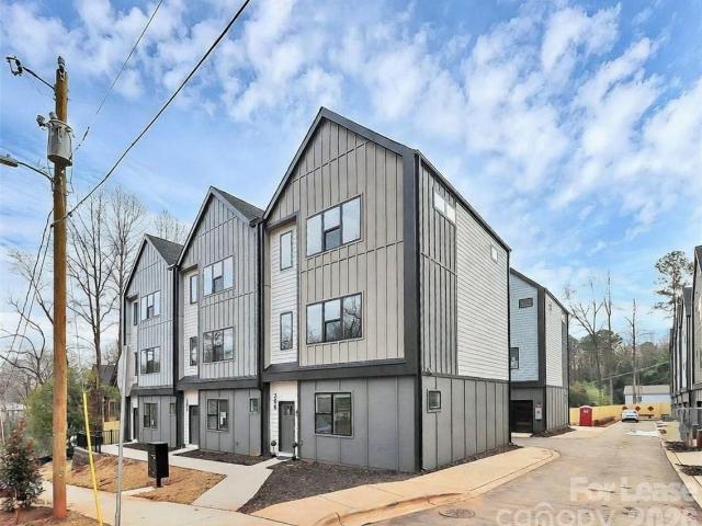 3432 Brookshire Boulevard