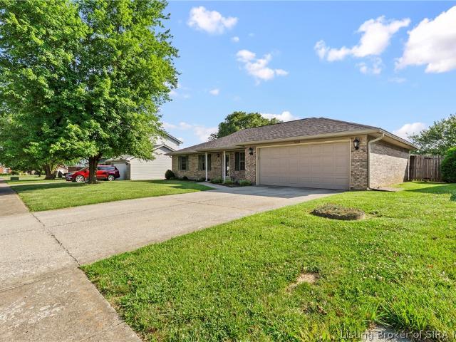 3432 Christopher Trail