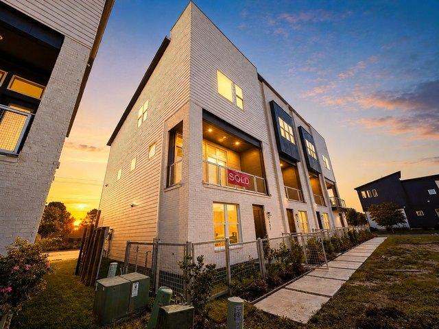 3432 Stanling Brook Ln, Houston, TX 77080