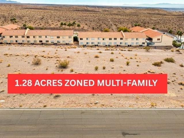 3432 Sunriver Rd, Bullhead City, AZ 86429