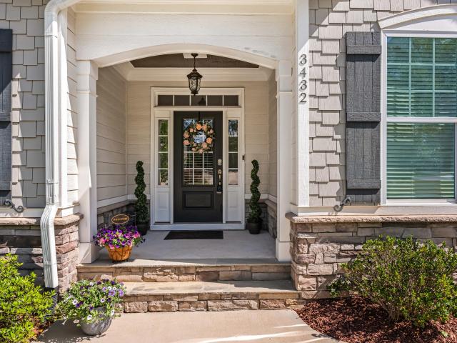 3432 S Pointe Dr, Apex, NC 27539 | MLS #10163 | Compass