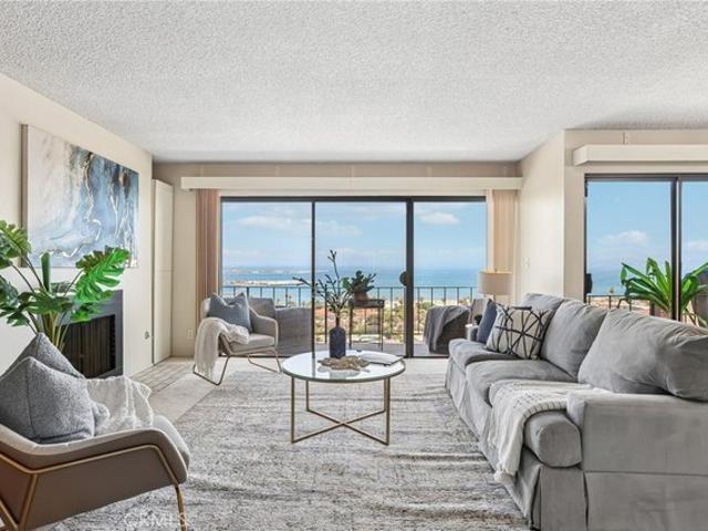 3432 S Peck Ave Apt 302, San Pedro, CA 90731