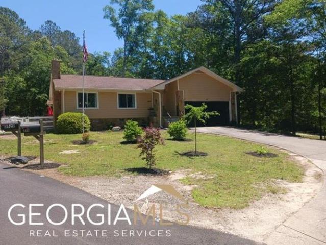 3432 Skyland Dr, Loganville, GA 30052