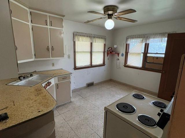 3432 9th Street