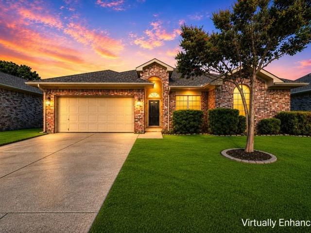 3433 Mayflower Ct, Arlington, TX 76014