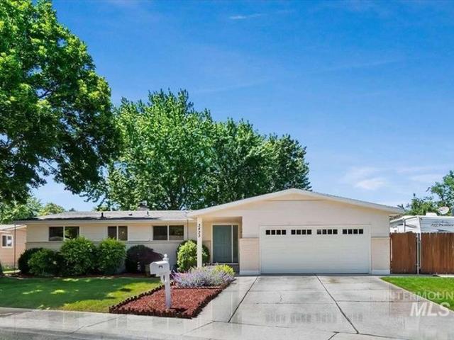 3433 N Manchester St, Boise, ID 83704
