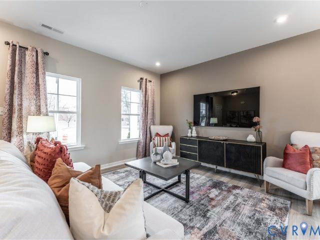 3433 Broadwick Road
