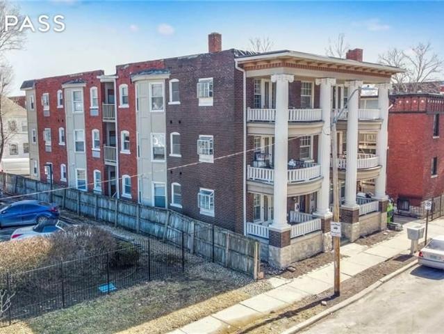 3433 Central St, Kansas City, MO