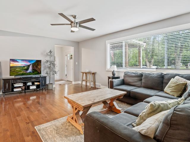 3433 Flossmoor Road