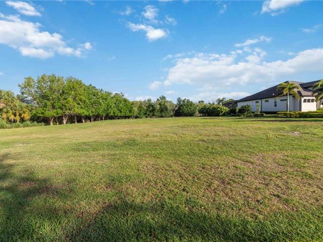 3433 Founders Club Dr, Sarasota, FL 34240 | Compass