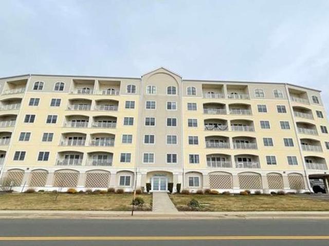 343 Beach St #602, West Haven, CT 06516
