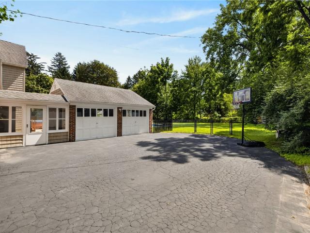 343 French Road