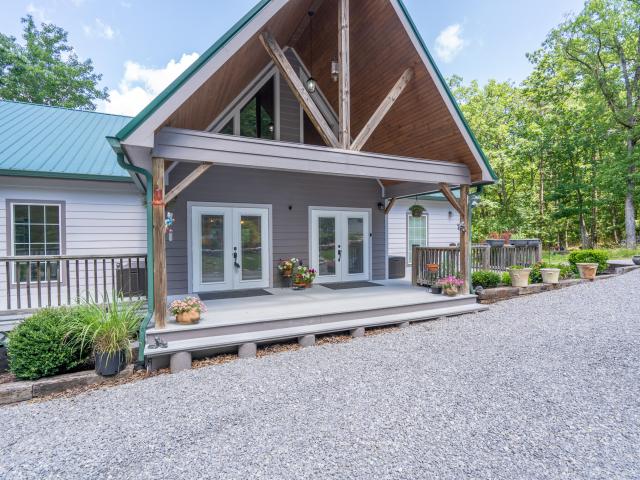 343 Highlands Forest Road