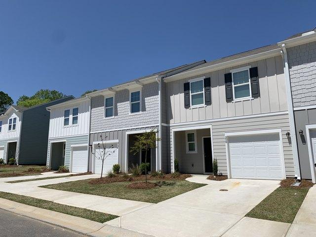 343 Hynes Dr, Villa Rica, GA 30180