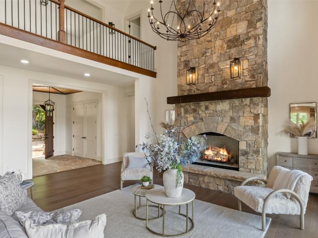 343 Ledgeview Road