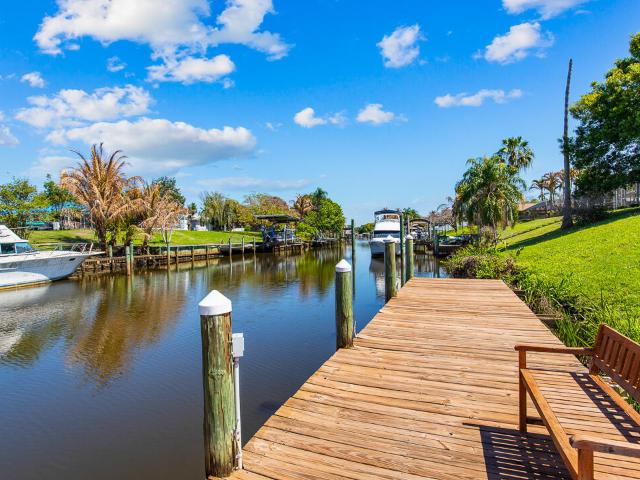 343 SE Verada Ave, Port St. Lucie, FL 34983 | MLS #B26008 | Compass